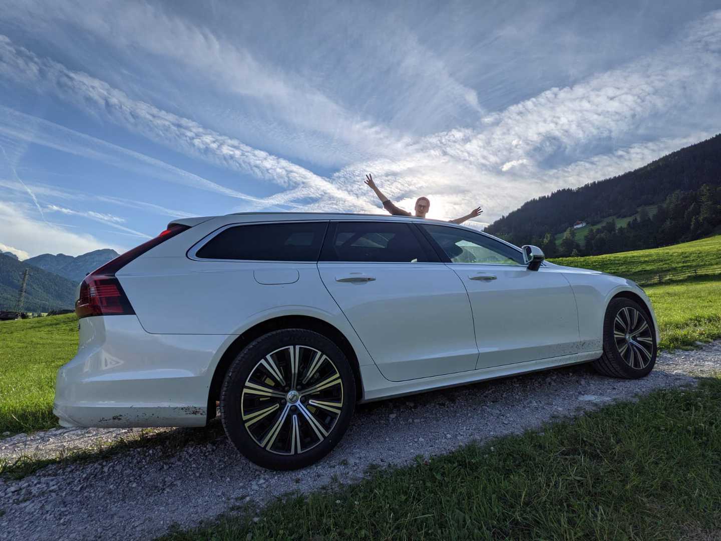 Familienkutsche de Luxe: Wir testen den VOLVO V90 Diesel Momentum Pro